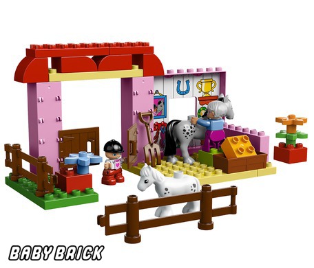 Конструктор LEGO DUPLO Конюшня (LEGO 10500)